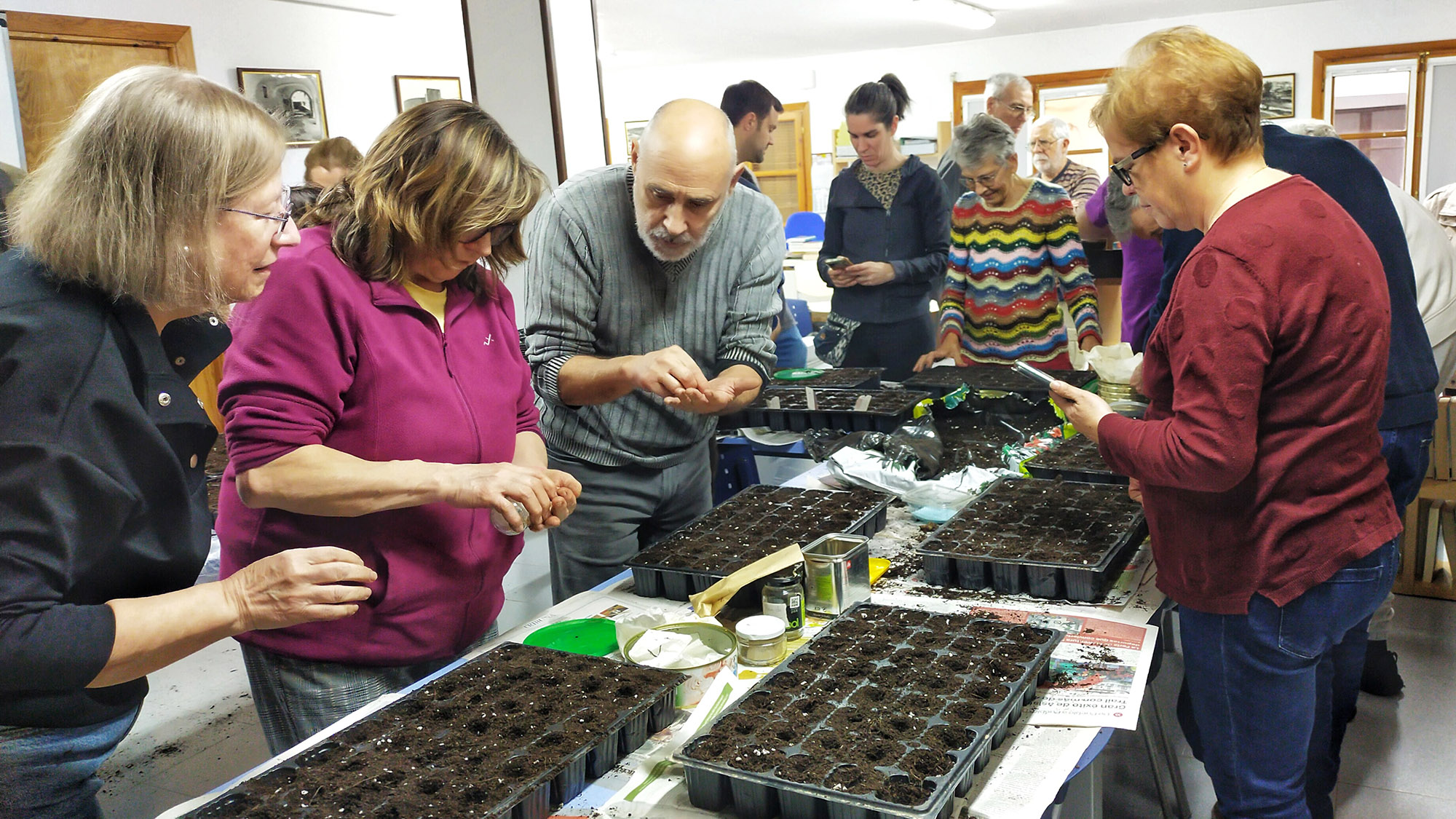 La 'Biblioteca de Llaoretes' impulse un taller de planter a Pena-roja ...